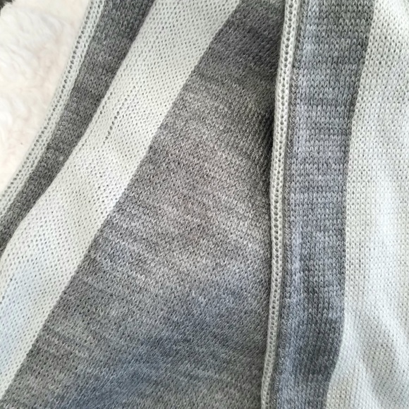 Calvin Klein | Accessories | Calvin Klein Grey Nwt Reversible Muffler ...